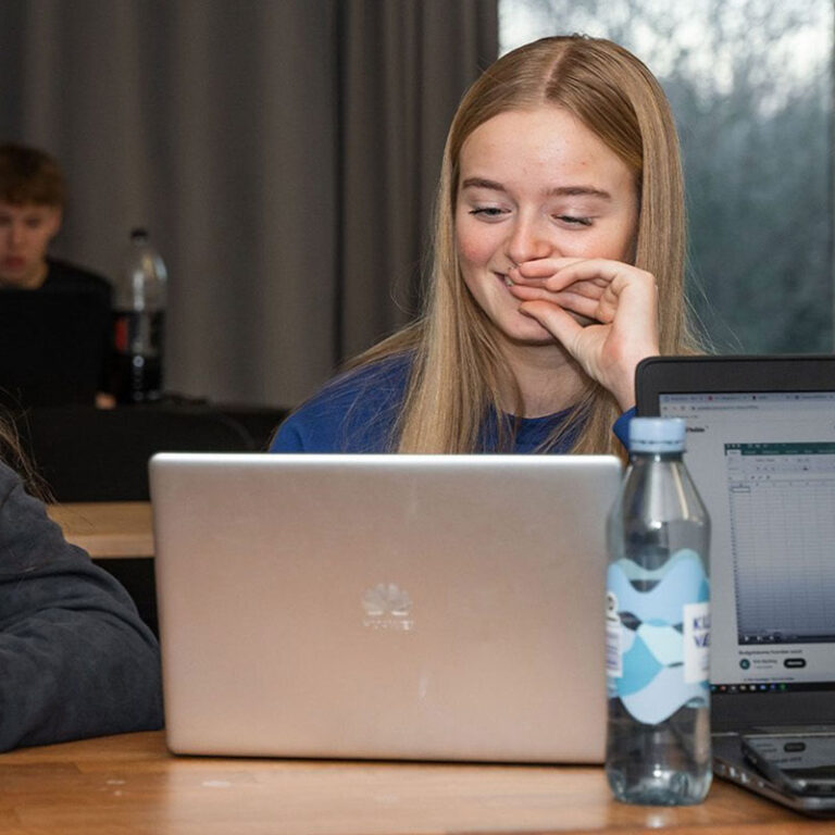 Om UBBY - UBBY Efterskole